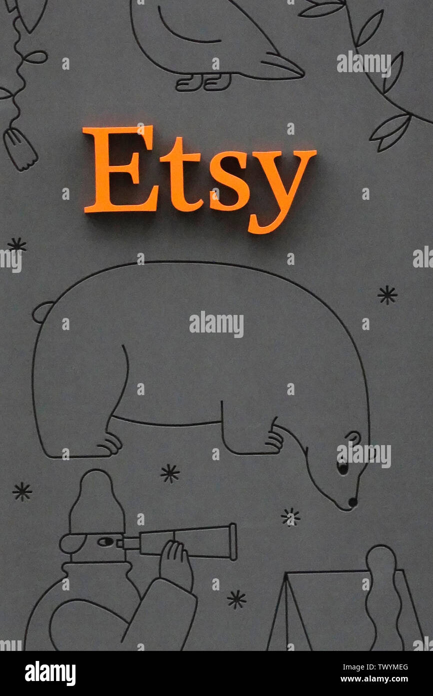 Etsy headquarters in downtown Brooklyn NYC Stock Photo - Alamy