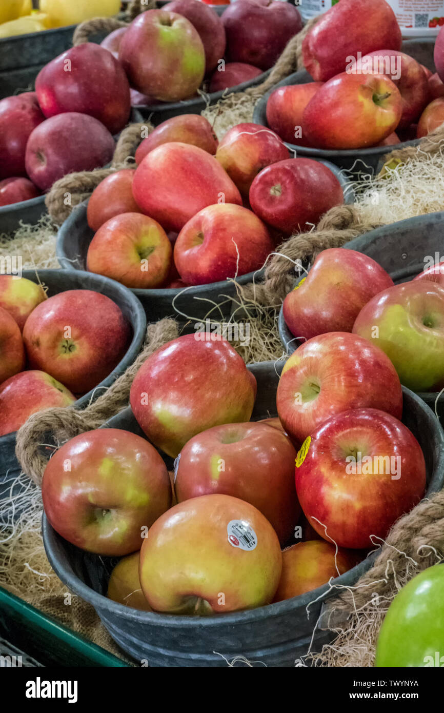 Wenatchee, Washington, USA. Refrigerated display case of freshly ...