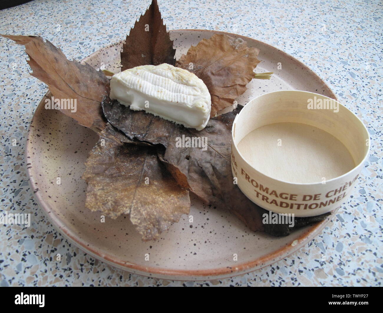 French goats cheese banon hi-res stock photography and images - Alamy