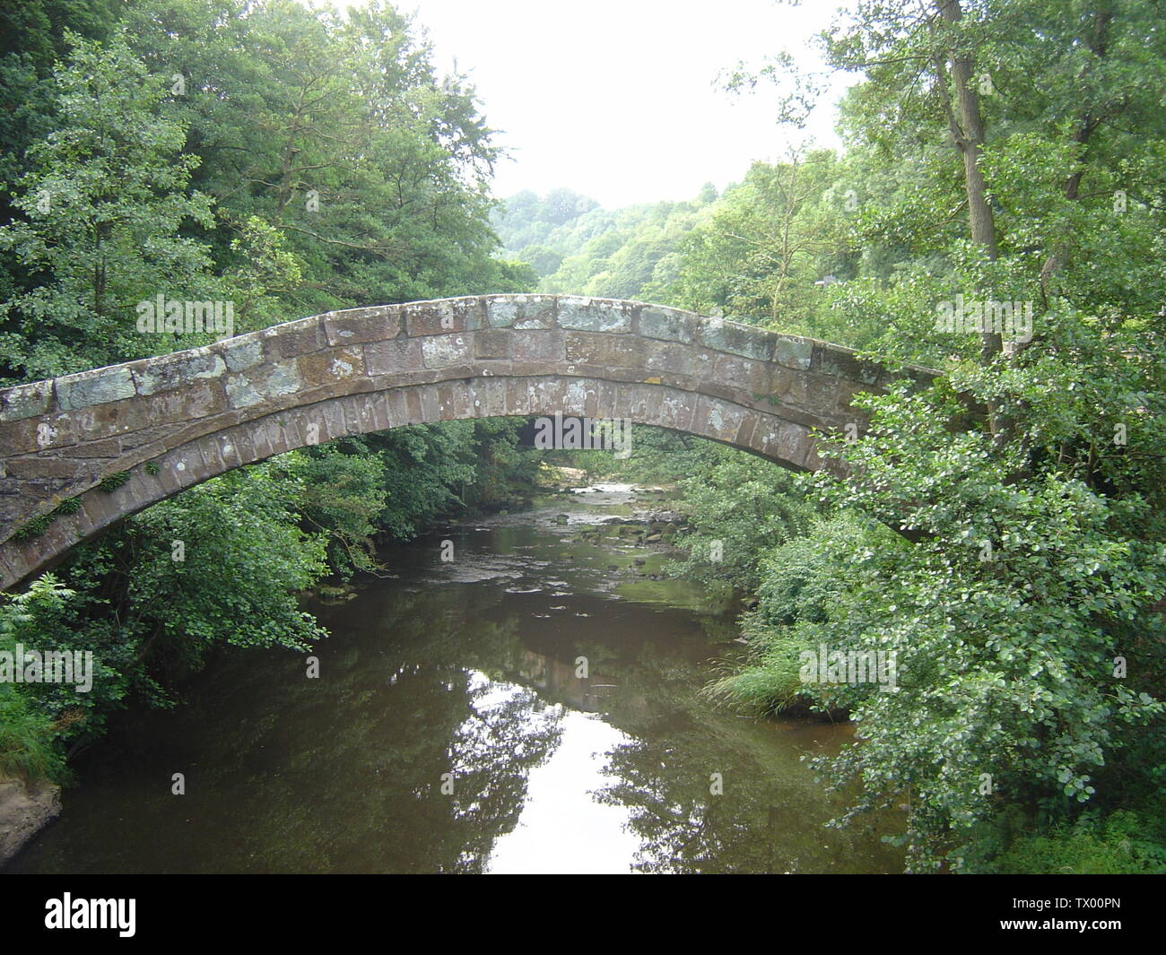 Beggars bridge glaisdale hi-res stock photography and images - Alamy