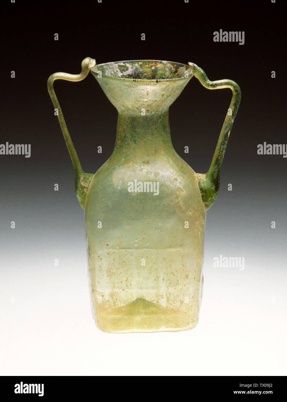 12 1 2 x 5 hi-res stock photography and images - Alamy