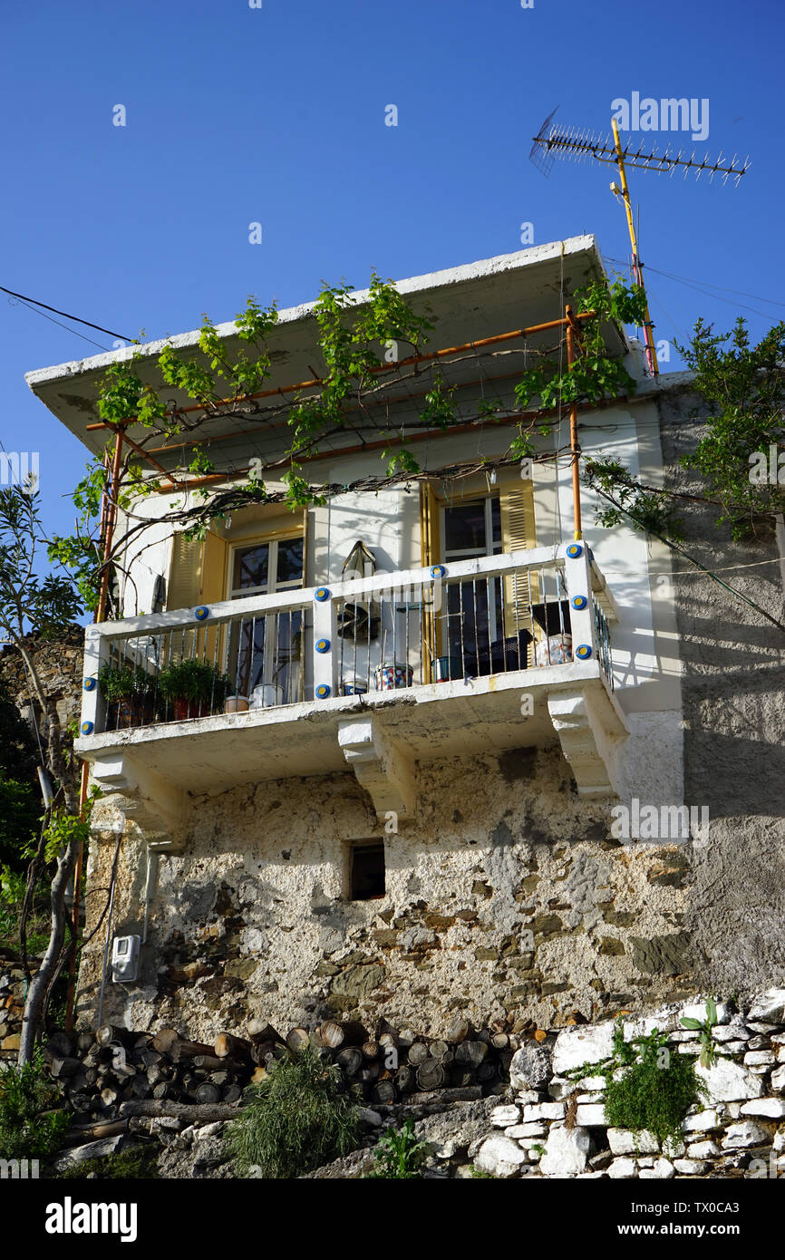 Old greek house hi-res stock photography and images - Alamy