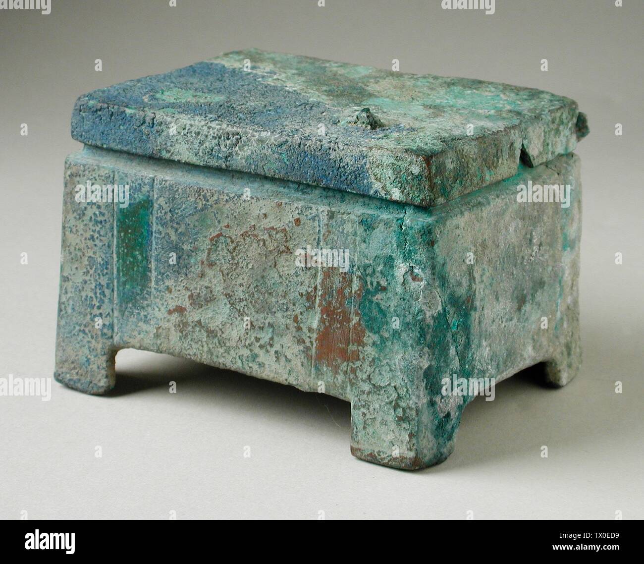 Accessories bronze gift of robert blaugrund m 80 196 52 egyptian art hi ...