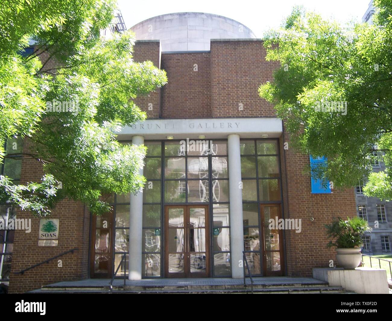 Brunei gallery soas hi-res stock photography and images - Alamy