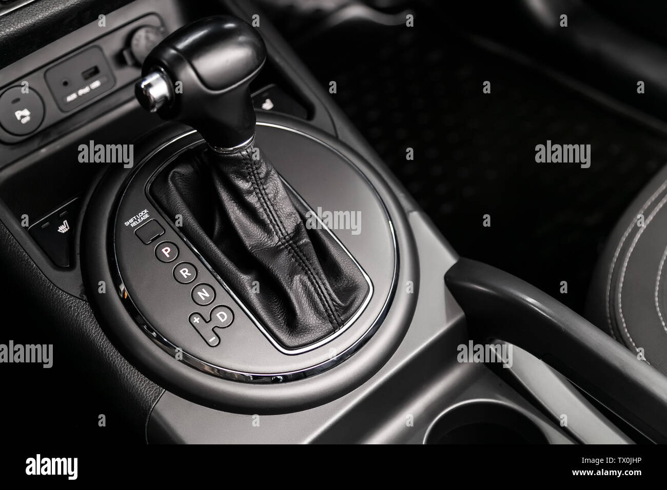 Overdrive gear lever hi-res stock photography and images - Alamy