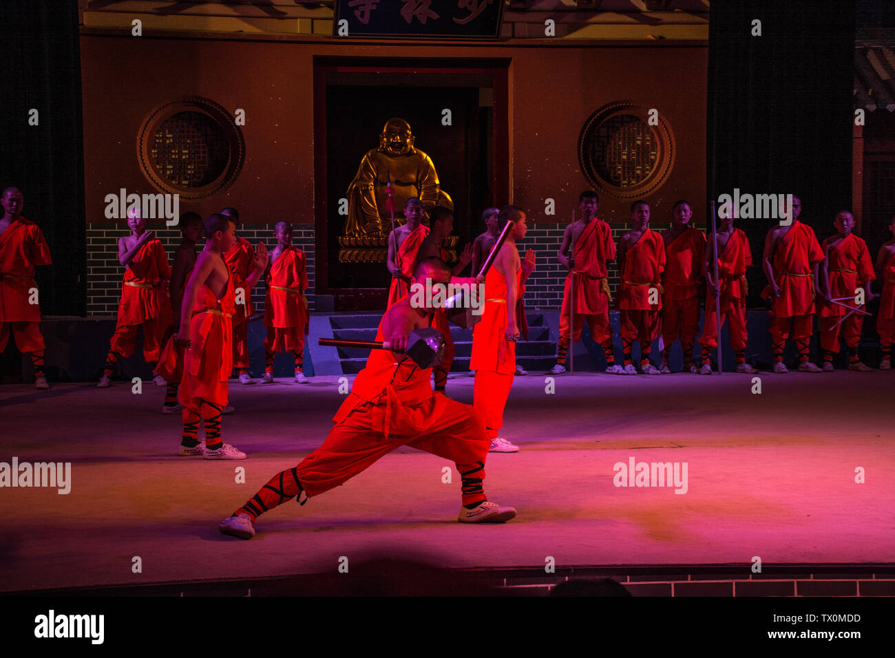 Shaolin monks martial hi-res stock photography and images - Alamy