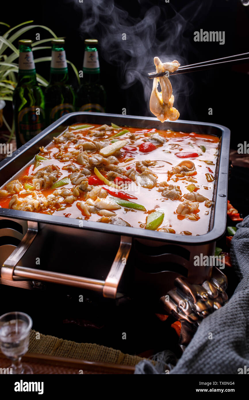 Bullfrog meat hi-res stock photography and images - Alamy