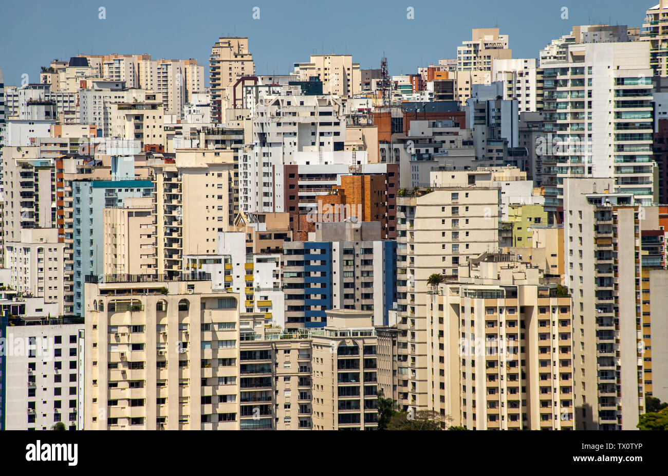 Building wall in the big city Stock Photo - Alamy