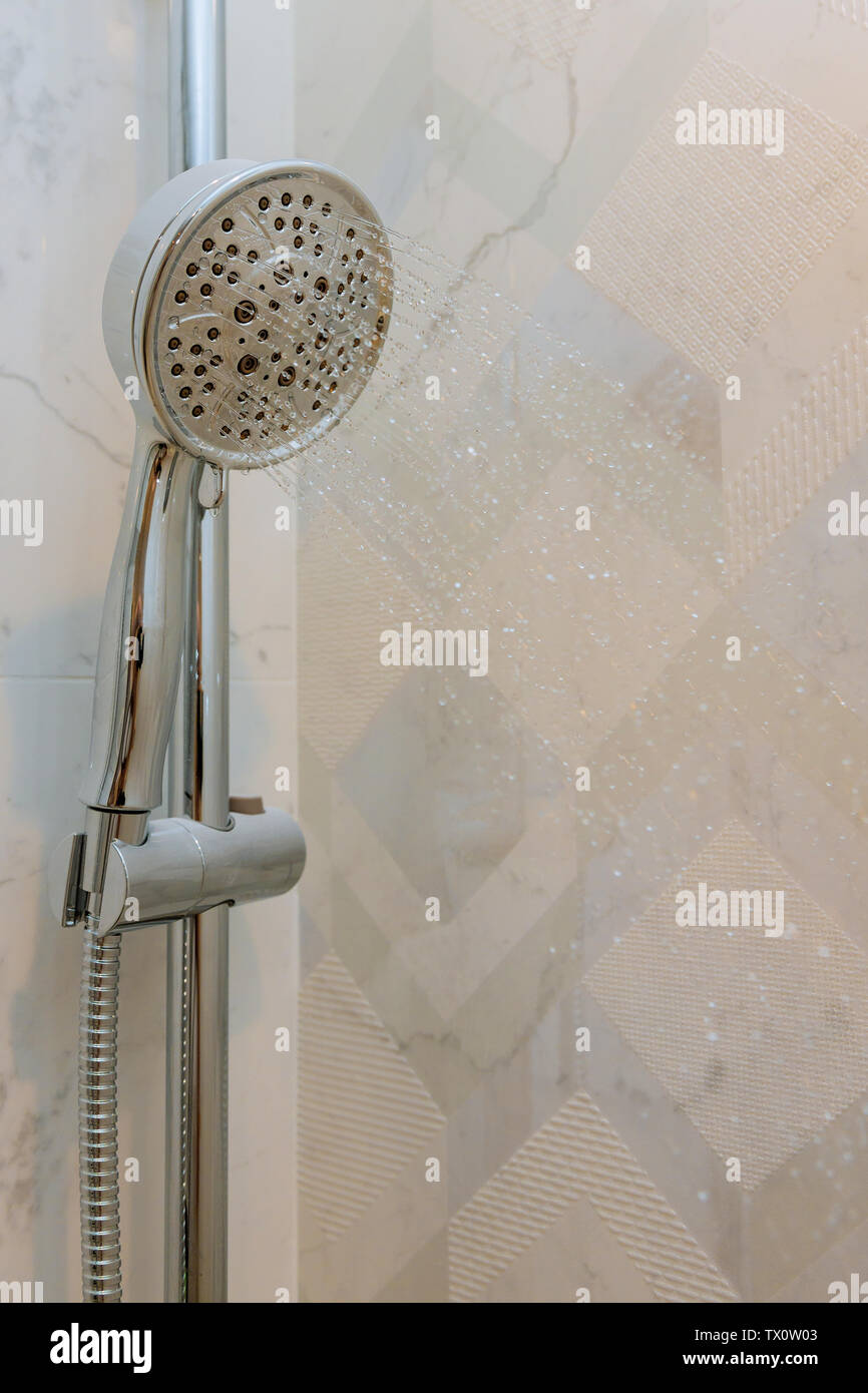 Falling water interior hi-res stock photography and images - Alamy