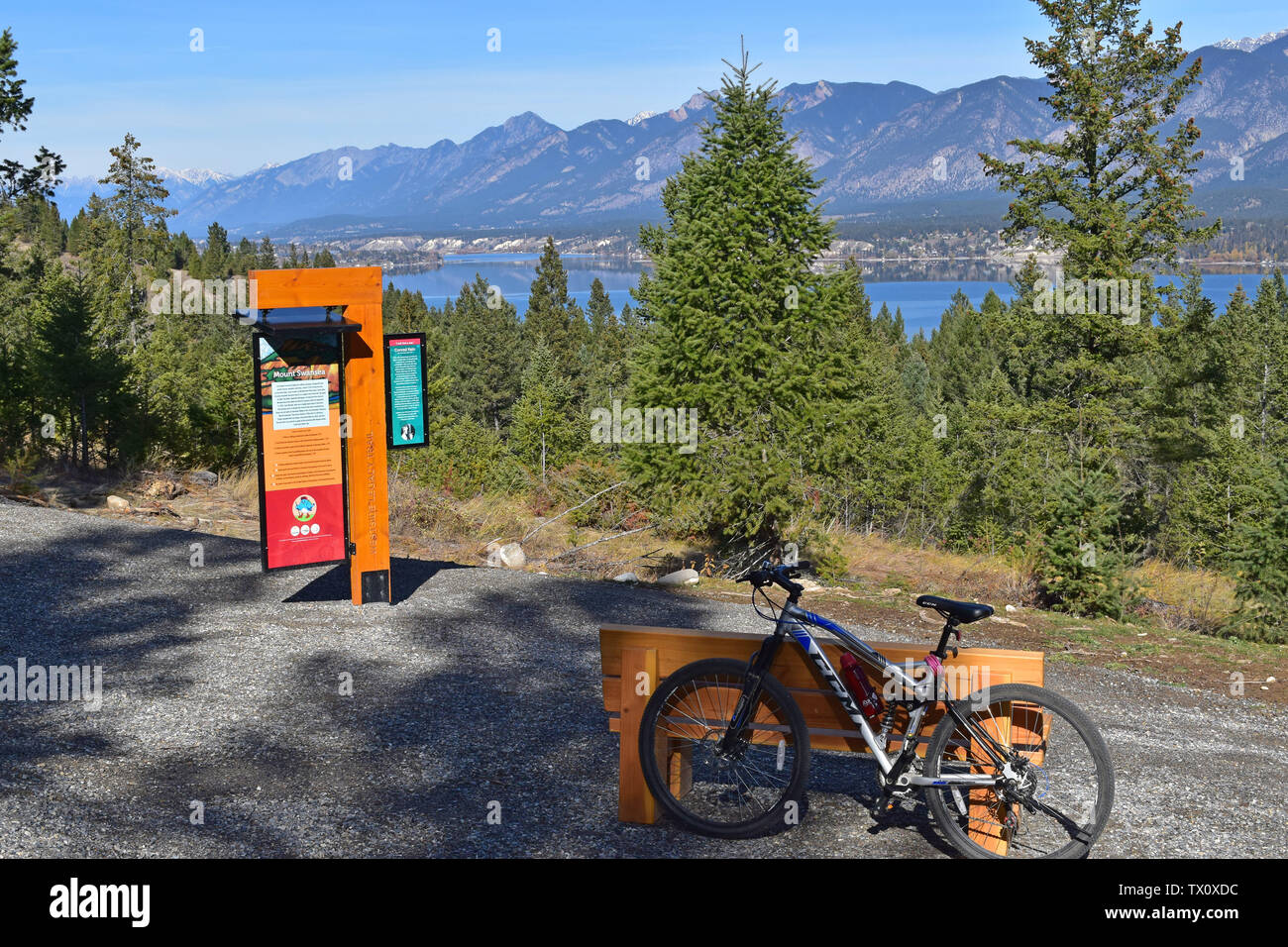 Invermere british columbia hi-res stock photography and images - Alamy