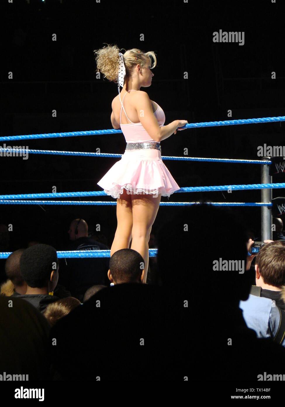 Smackdown hi-res stock photography and images - Alamy