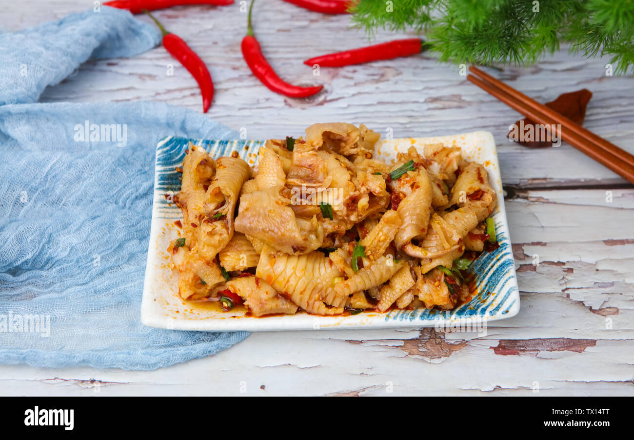 Boneless phoenix claws hi-res stock photography and images - Alamy