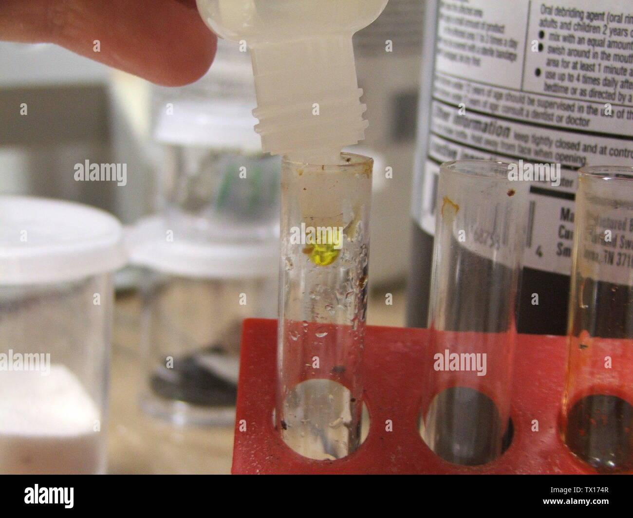 Chlorine solution hi-res stock photography and images - Alamy