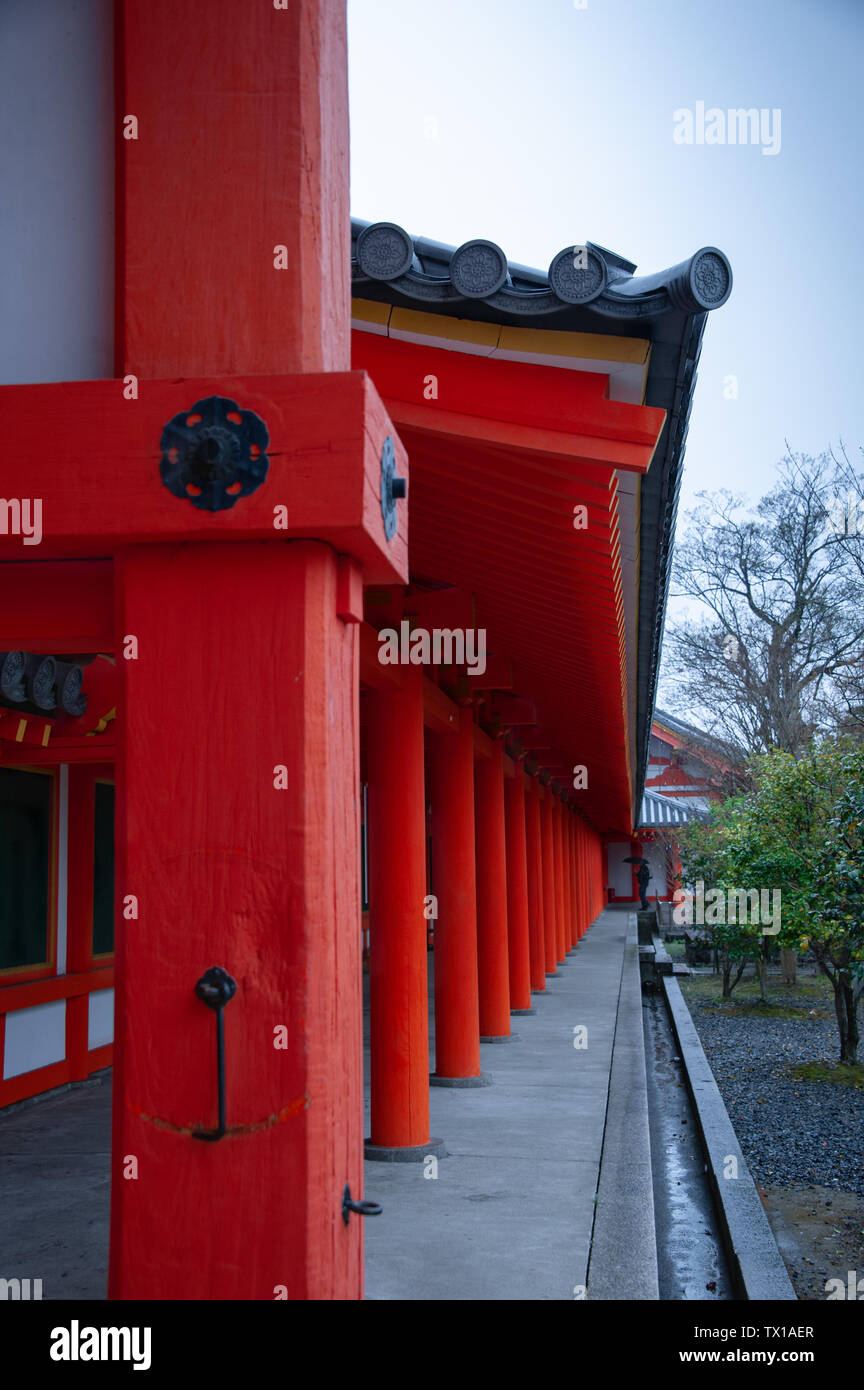 Traditional japanese roofing hi-res stock photography and images - Alamy