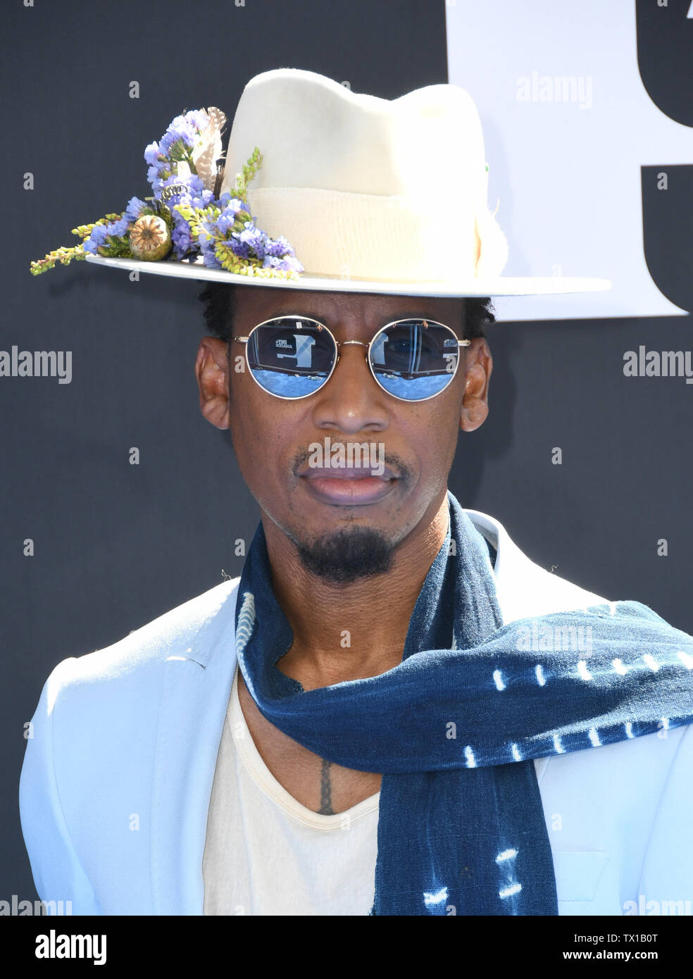 Raphael saadiq 2019 hi-res stock photography and images - Alamy