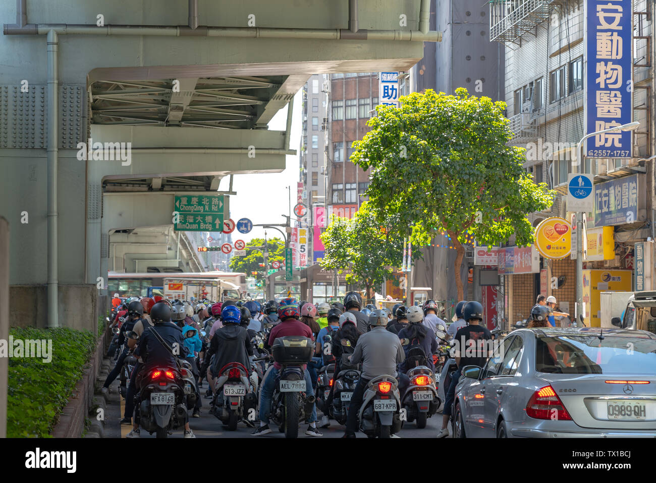 Taipei traffic jam High Resolution Stock Photography and Images - Alamy