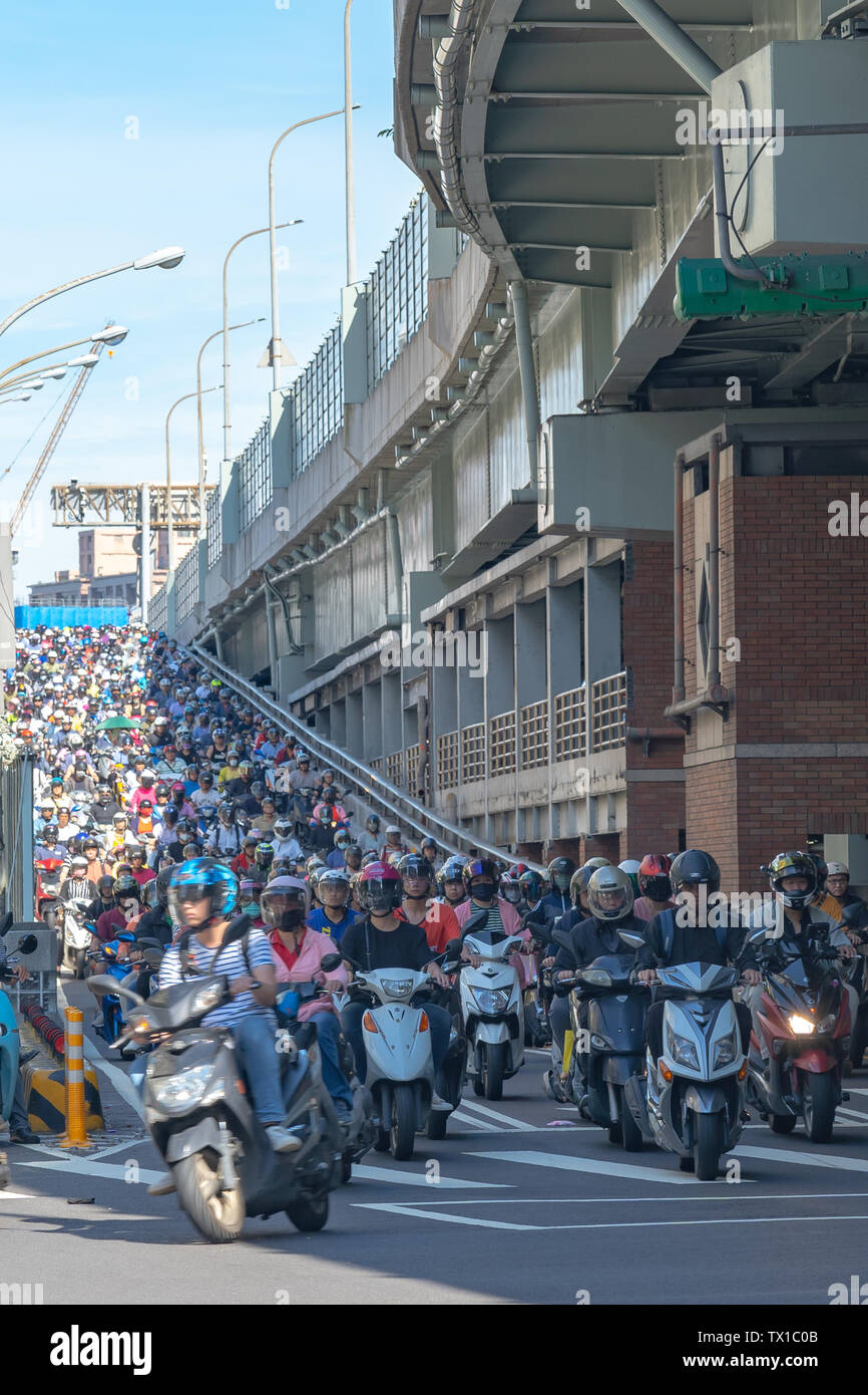 Taipei traffic jam hi-res stock photography and images - Alamy