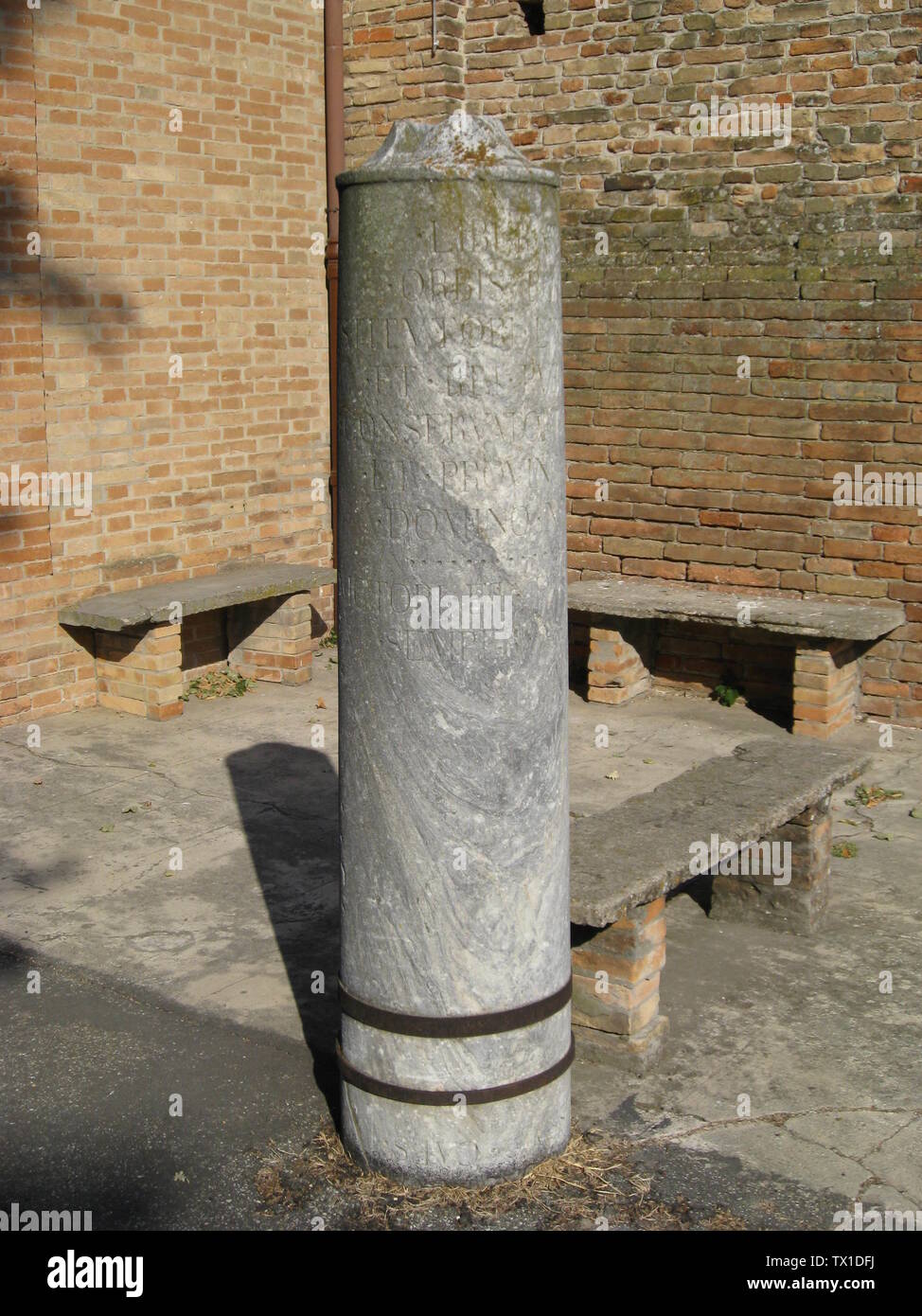 Colonna Romana High Resolution Stock Photography and Images - Alamy