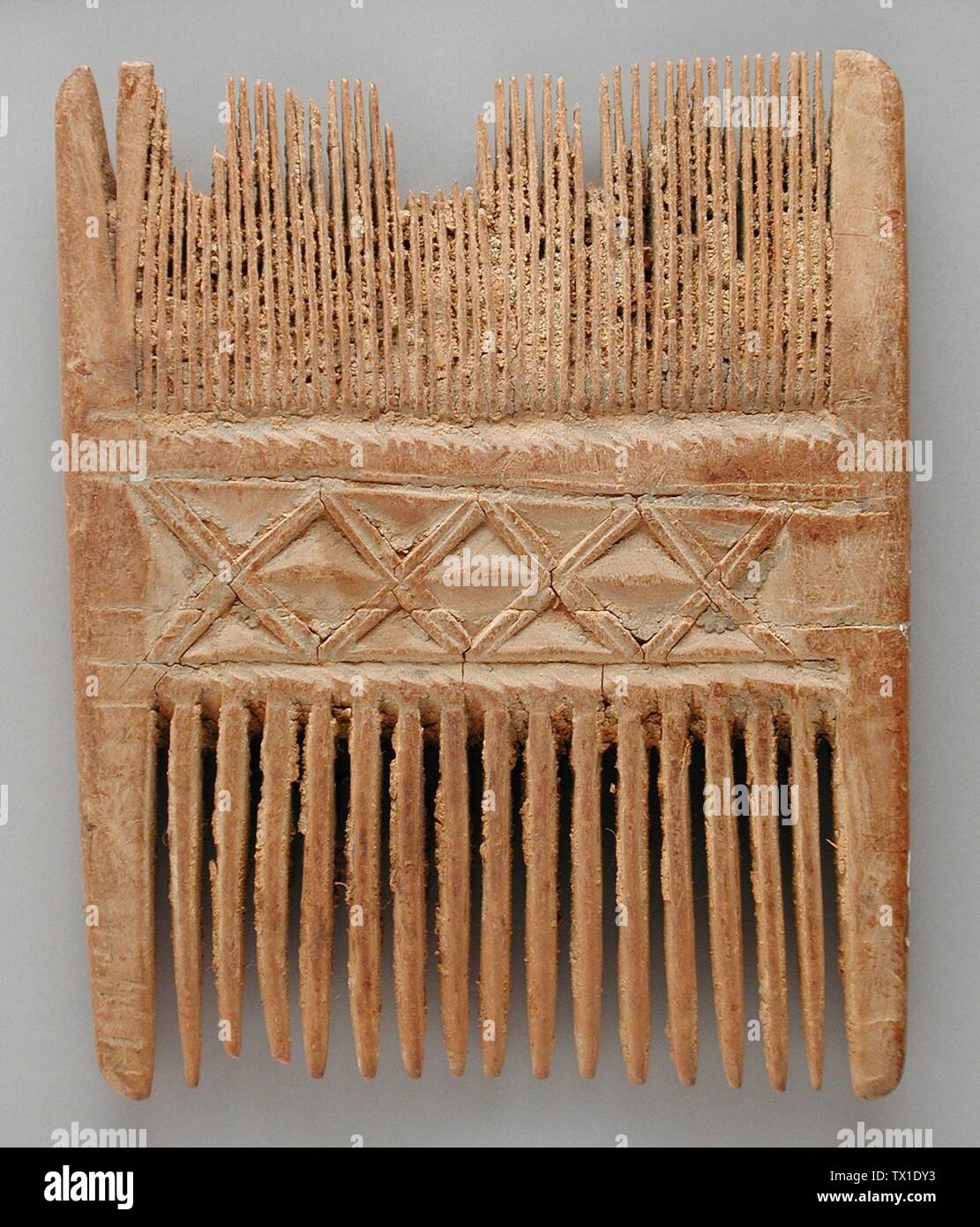 265 80 hi-res stock photography and images - Alamy