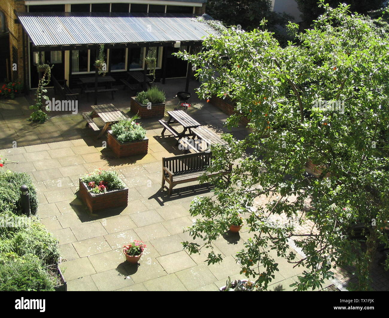 Private courtyard hi-res stock photography and images - Alamy