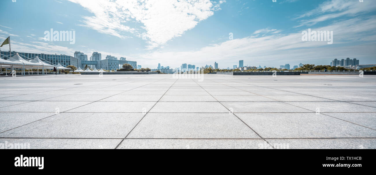 Empty square and floor with sky Stock Photo - Alamy