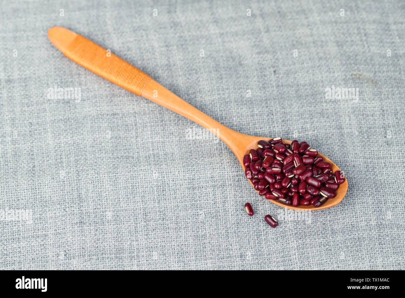 Red beans, little red beans Stock Photo - Alamy