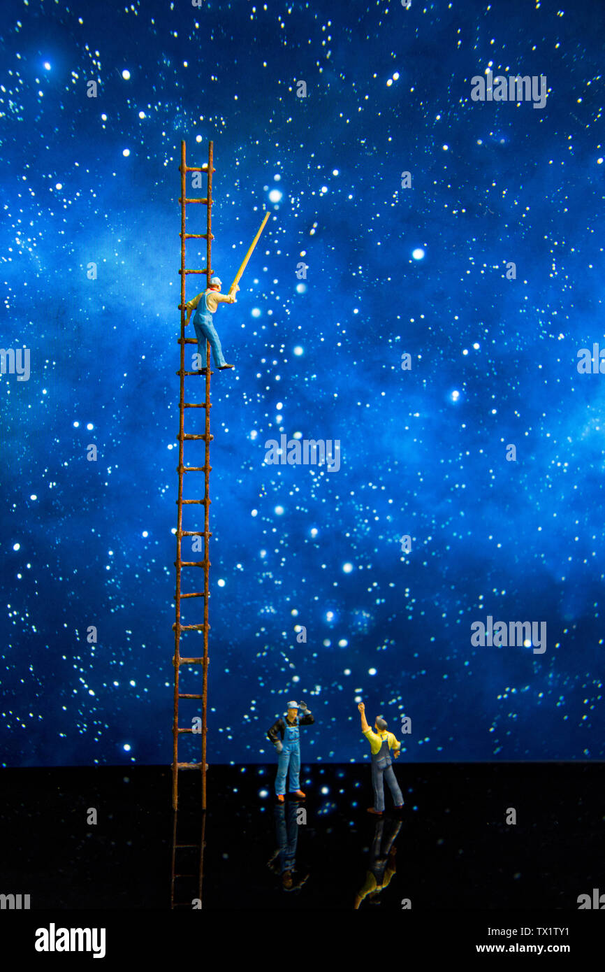 Picking the Stars Lilliputian Micro Photography, Preiser Photography ...