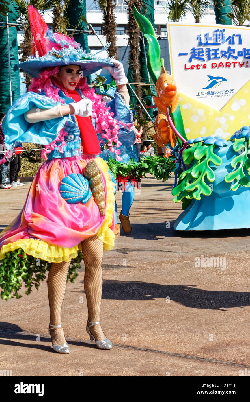 Shanghai Haichang Ocean Park float parade Stock Photo - Alamy