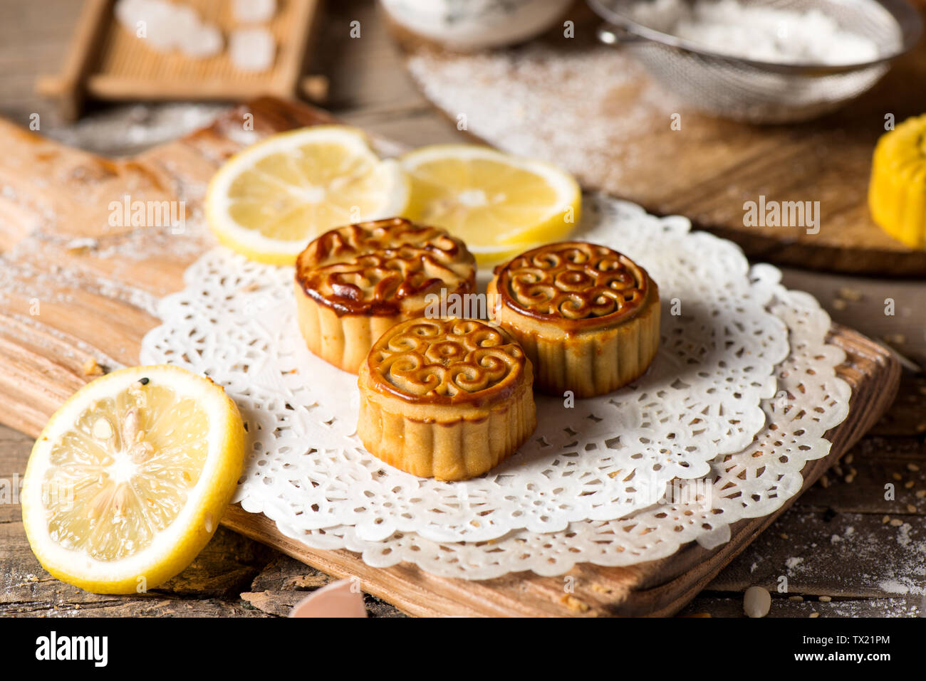 Traditional gourmet moon cakes Stock Photo - Alamy