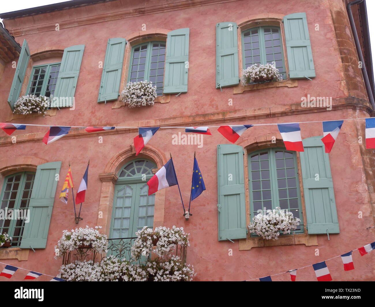 Rustic windows hi-res stock photography and images - Alamy