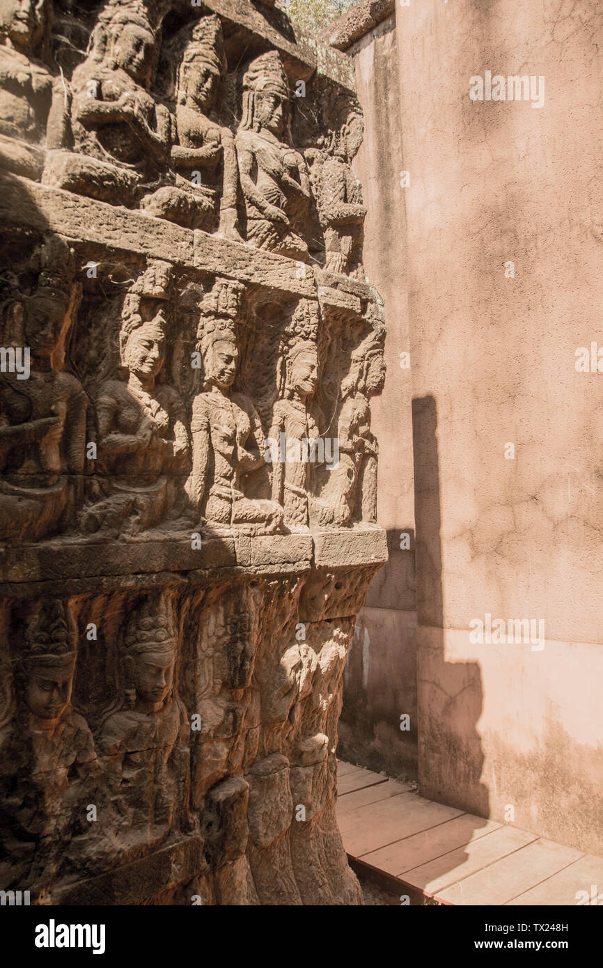Angkor Wat Angkor's smile Stock Photo - Alamy