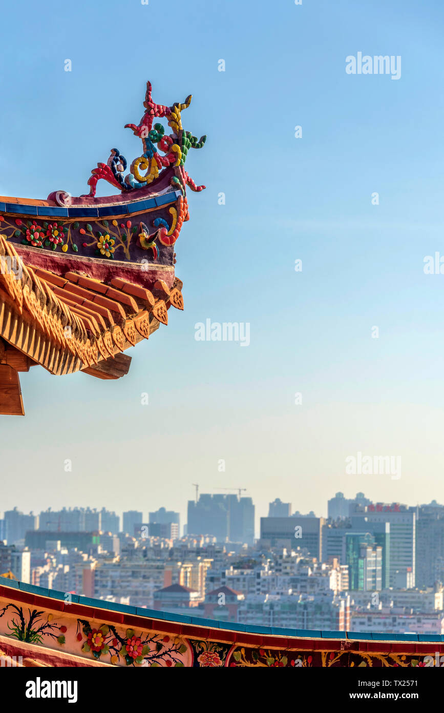 South shaolin temple hi-res stock photography and images - Alamy