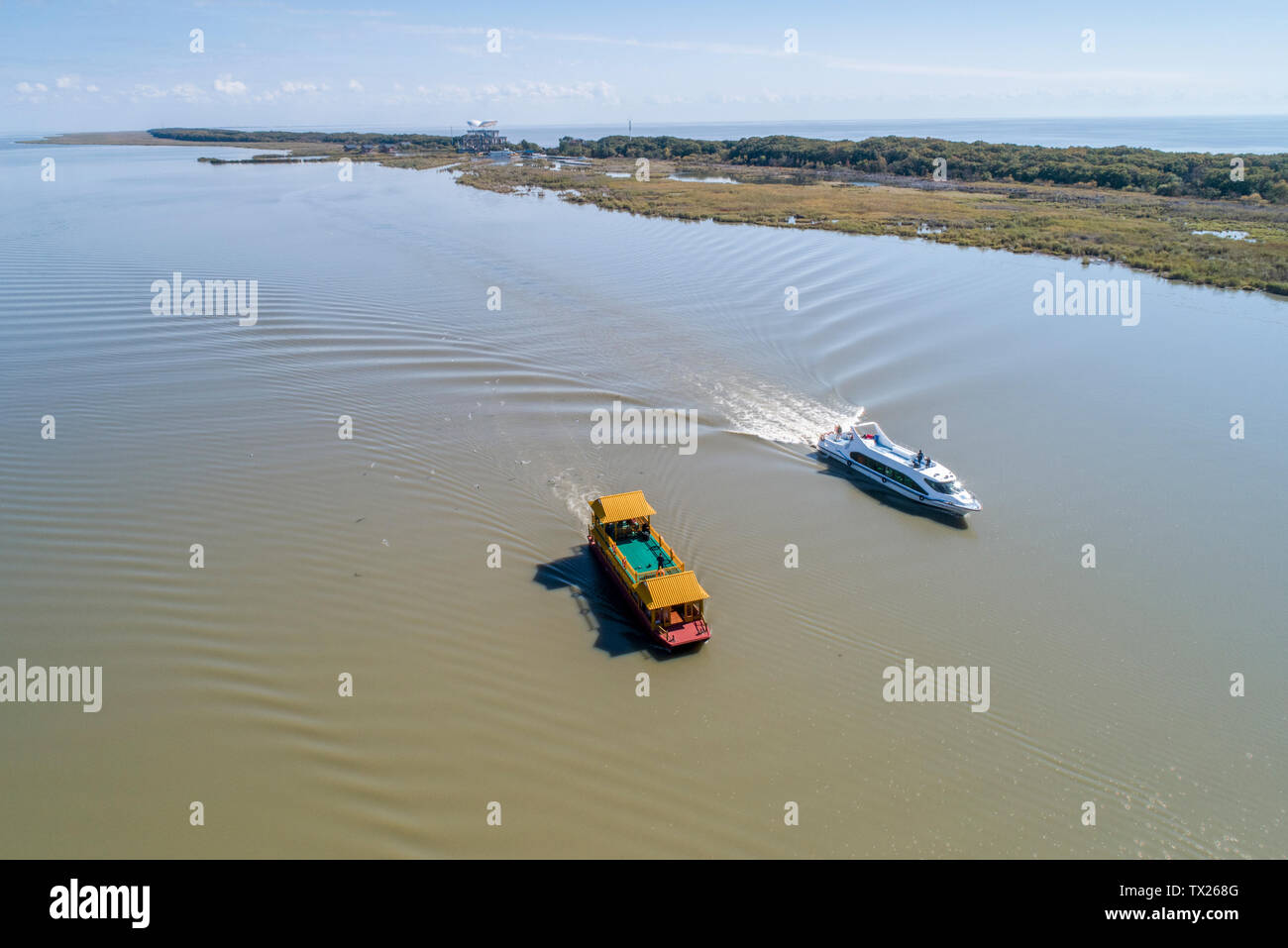 Sino-Russian border lake Xingkai lake autumn color Stock Photo - Alamy