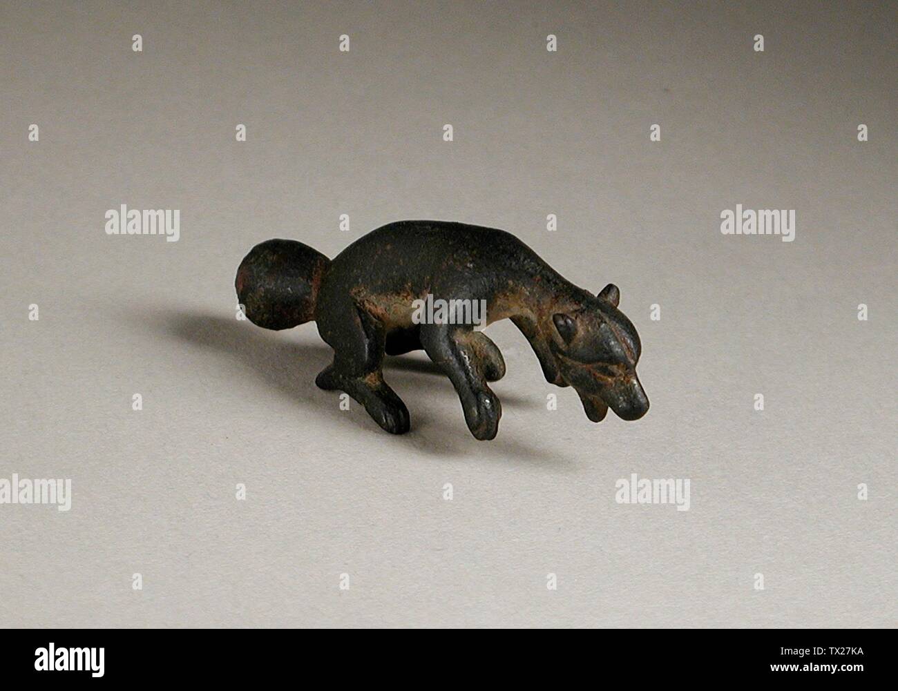 Cast of a dog hi-res stock photography and images - Alamy