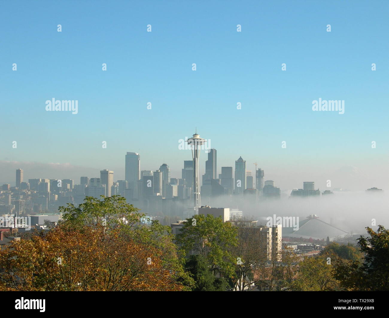 Queen commons hi-res stock photography and images - Alamy