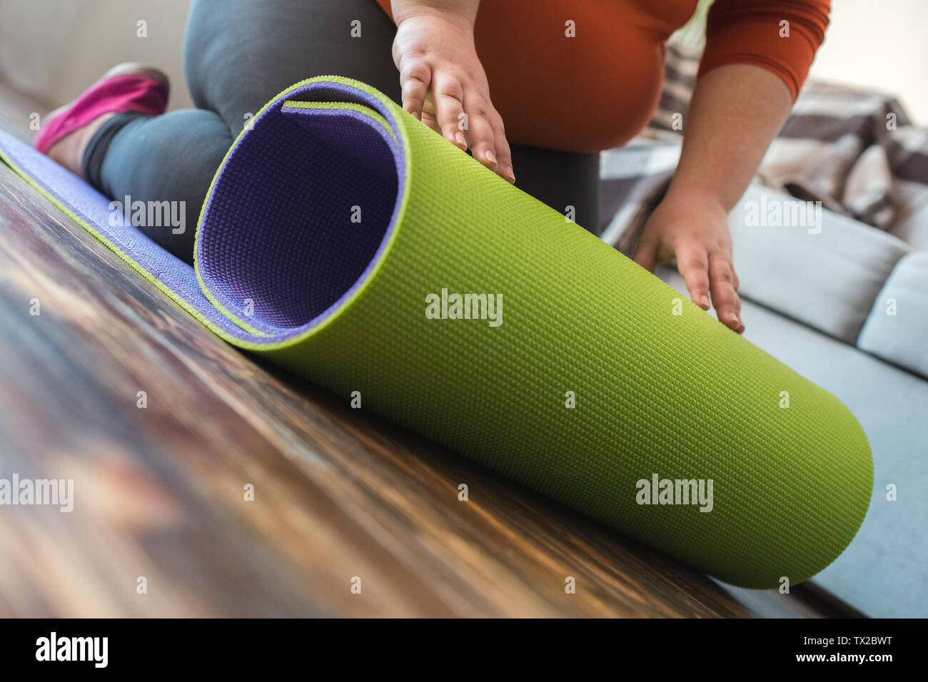 Obese girl floor hi-res stock photography and images - Alamy