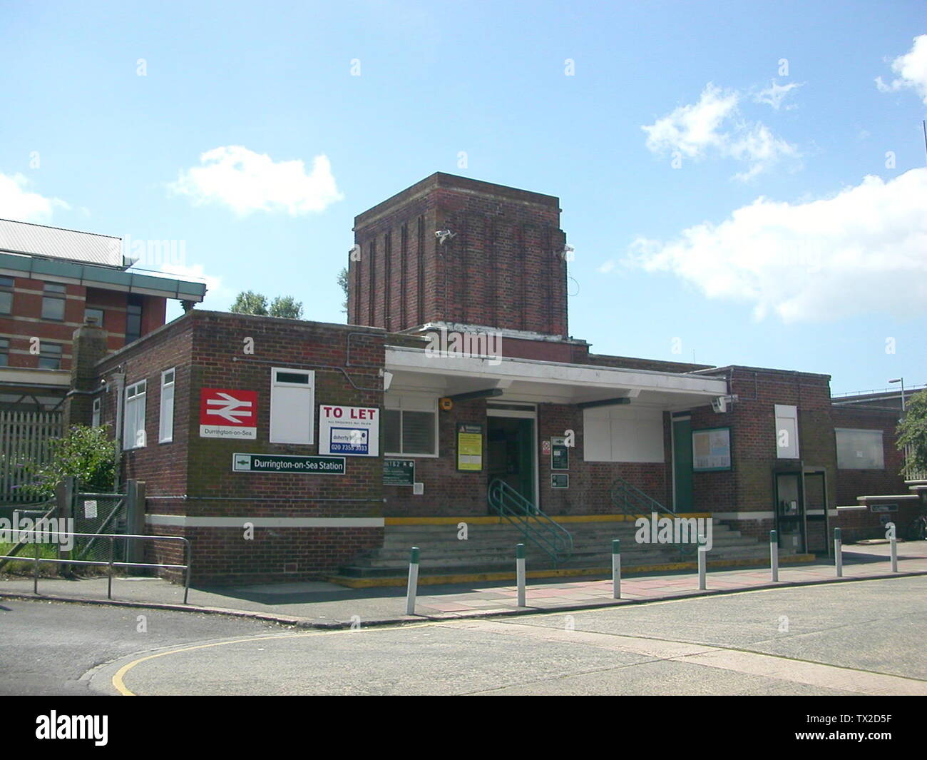 Durrington hi-res stock photography and images - Alamy