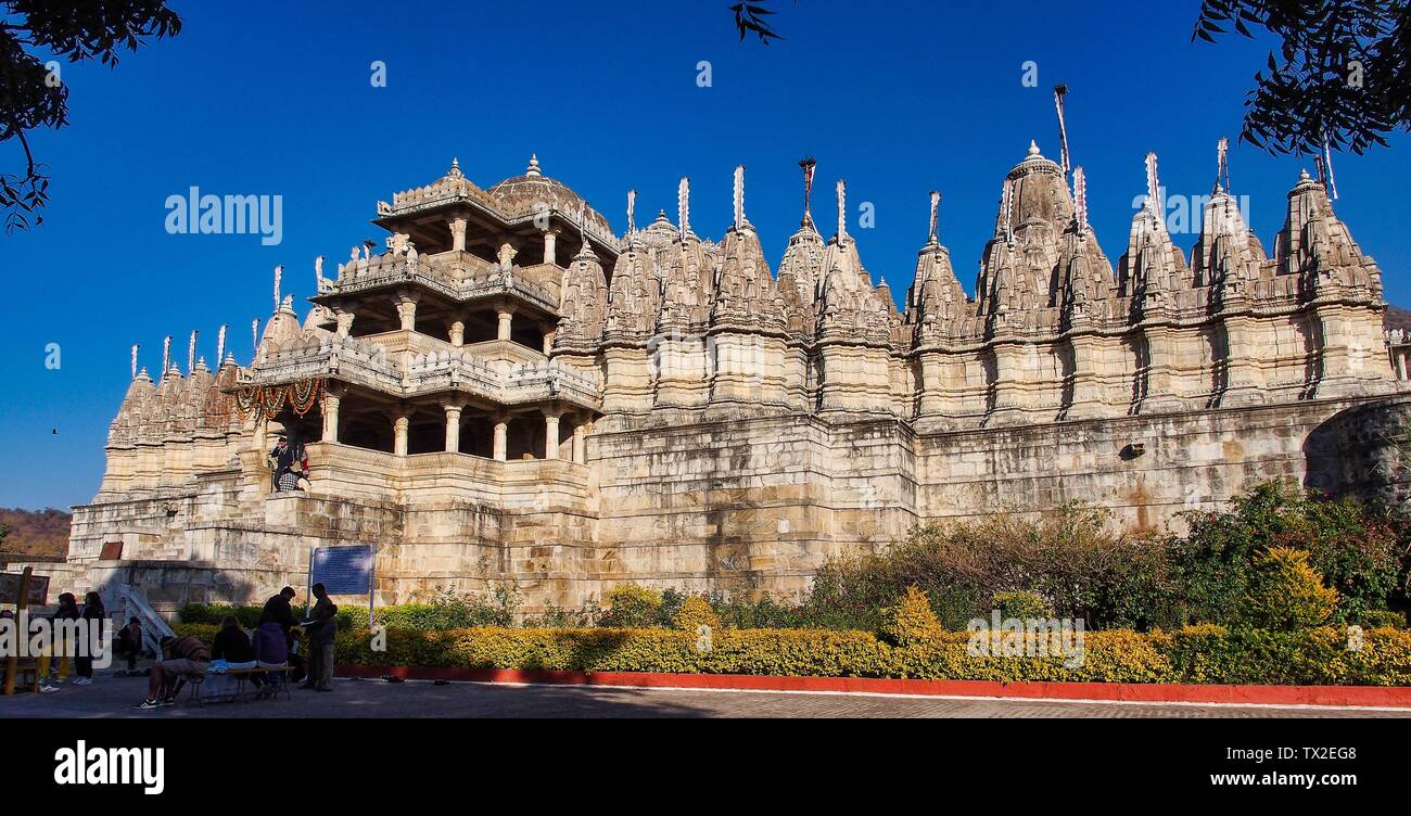 Chaumukh Temple Ranakpur _ Temple Jain Ranakpur – XUIDDG