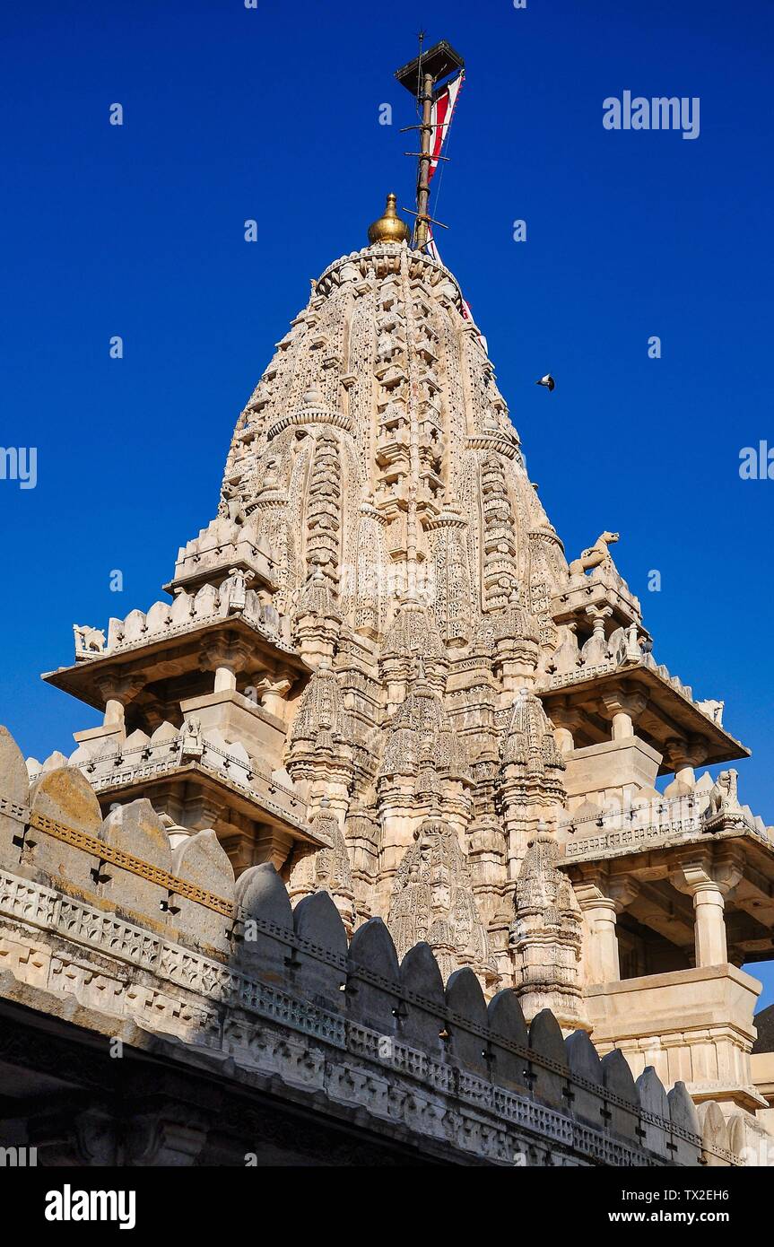 Chaumukha Mandir Jain Temple in Ranakpur, Rajasthan, North India Stock ...