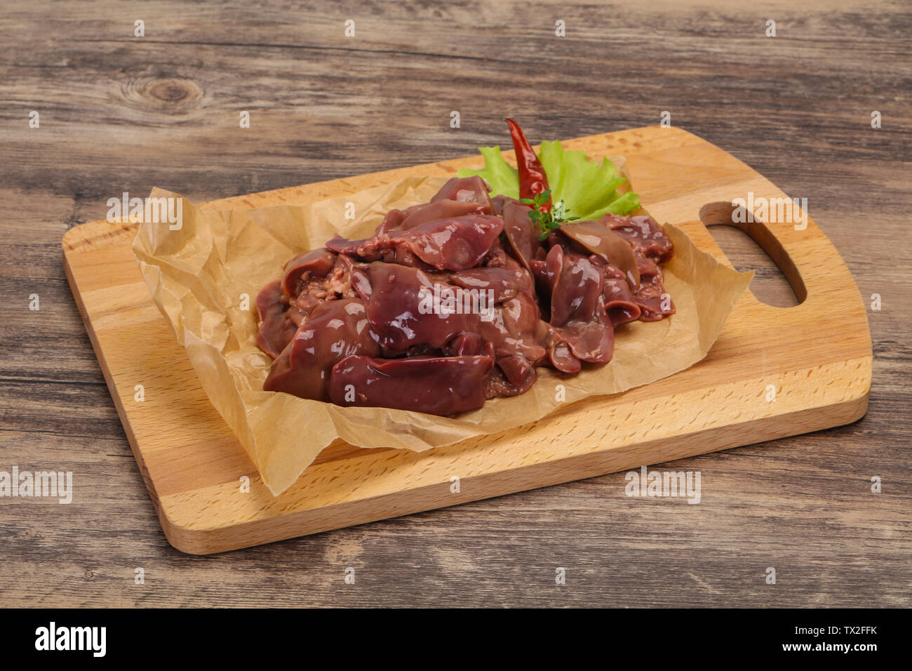 Raw chicken liver ready for cooking and roast Stock Photo - Alamy
