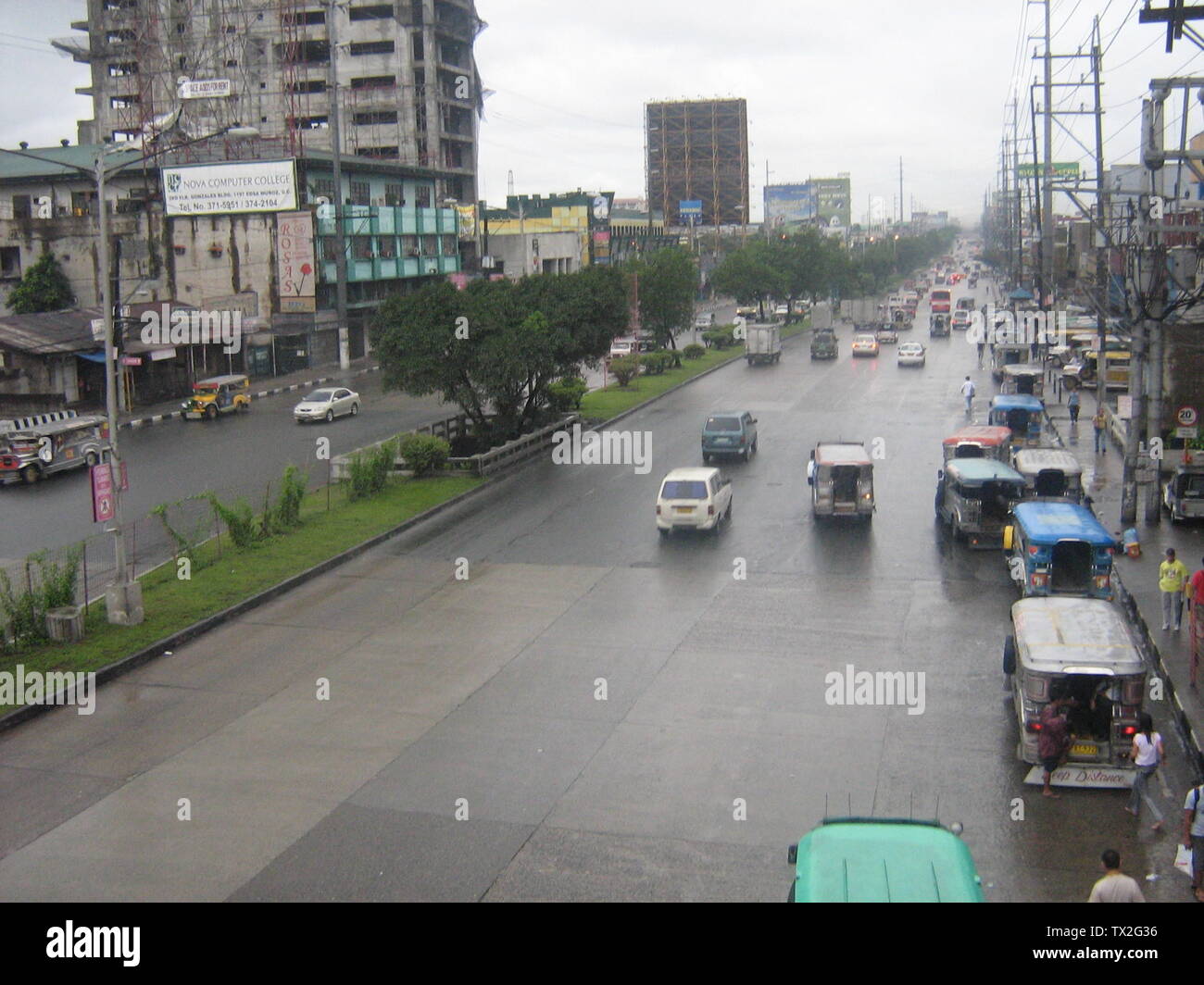 Epifanio delos santos avenue hi-res stock photography and images - Alamy