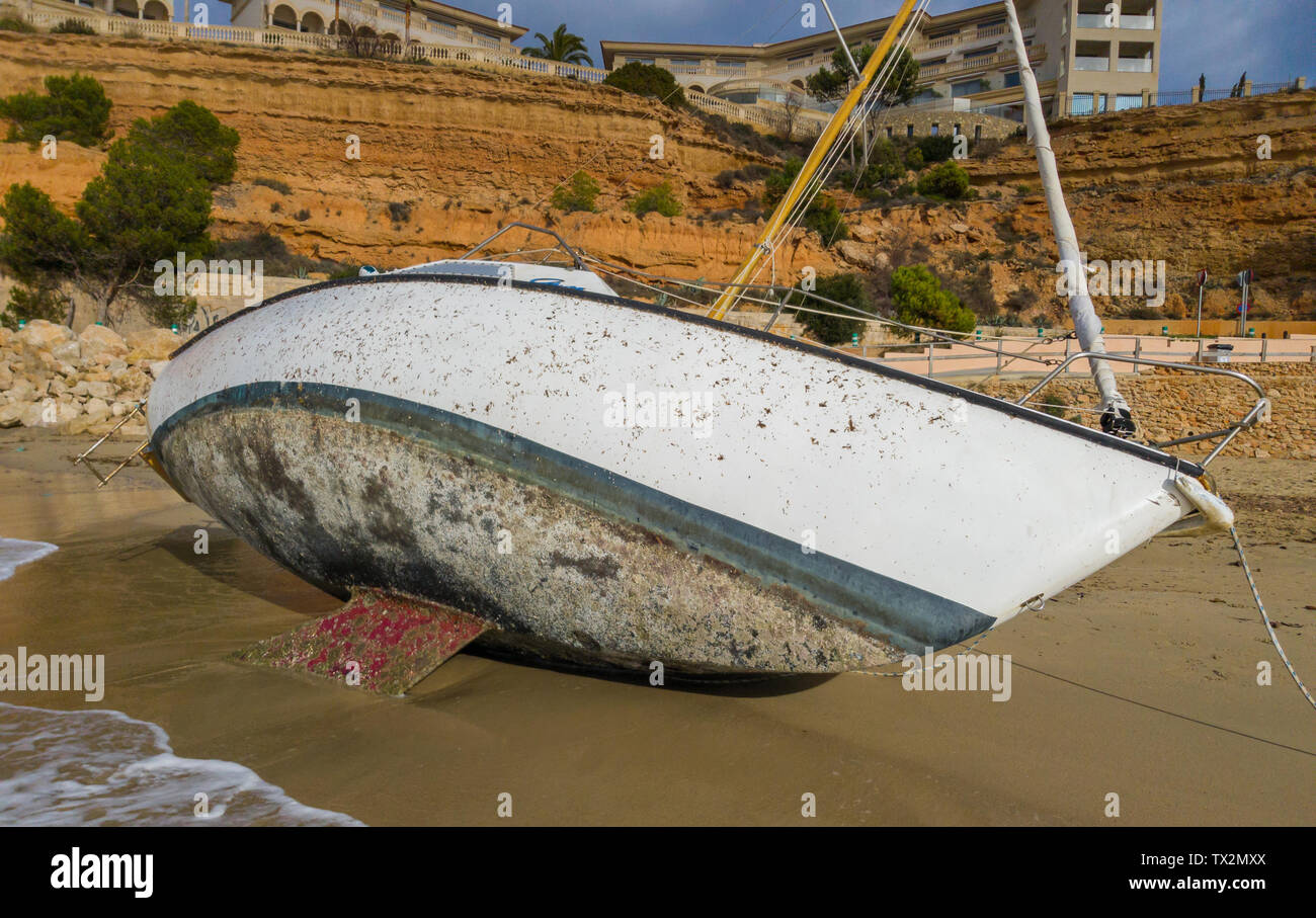 Washed up yacht hi-res stock photography and images - Alamy