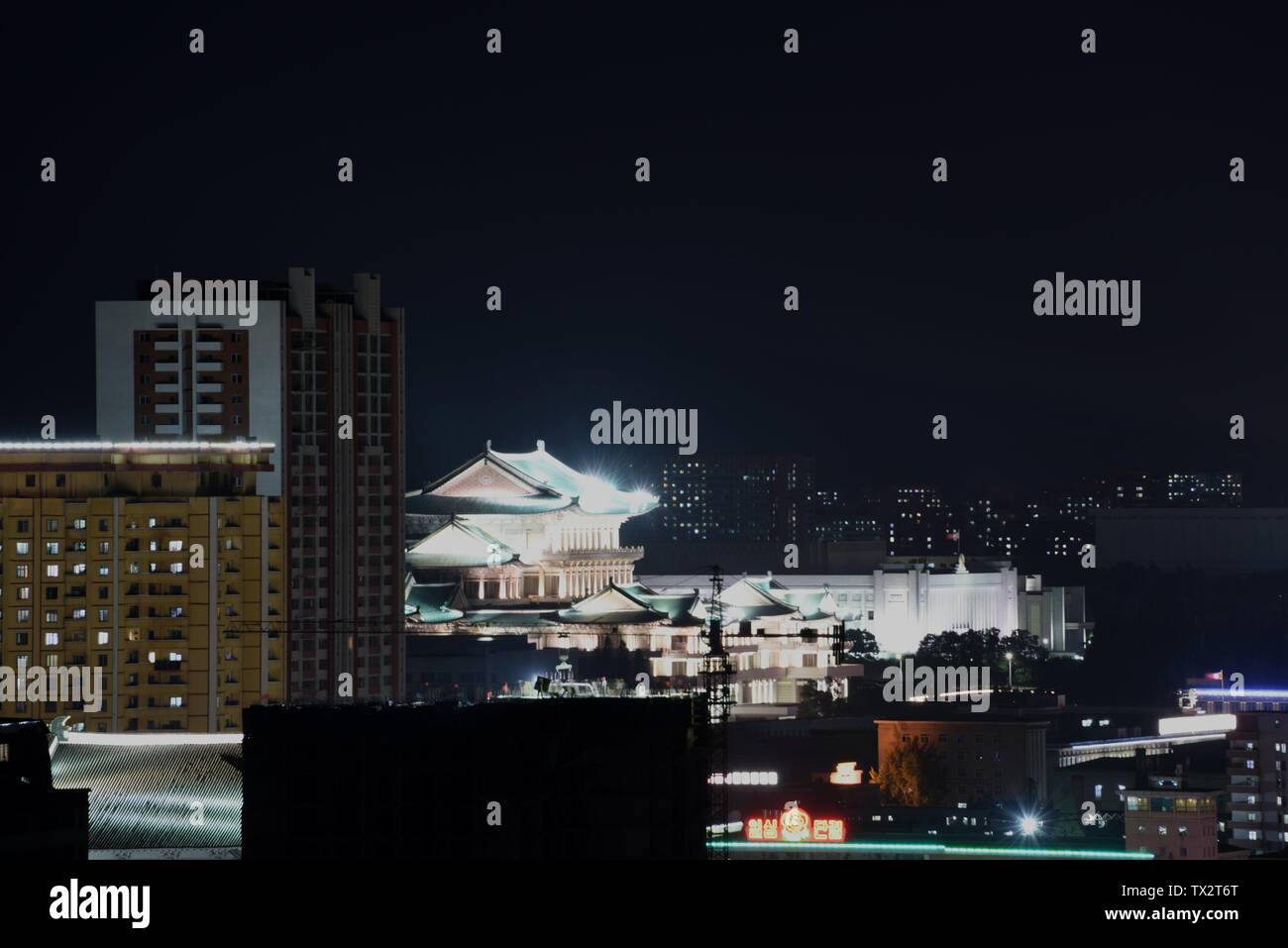 Pyongyang at night hi-res stock photography and images - Alamy