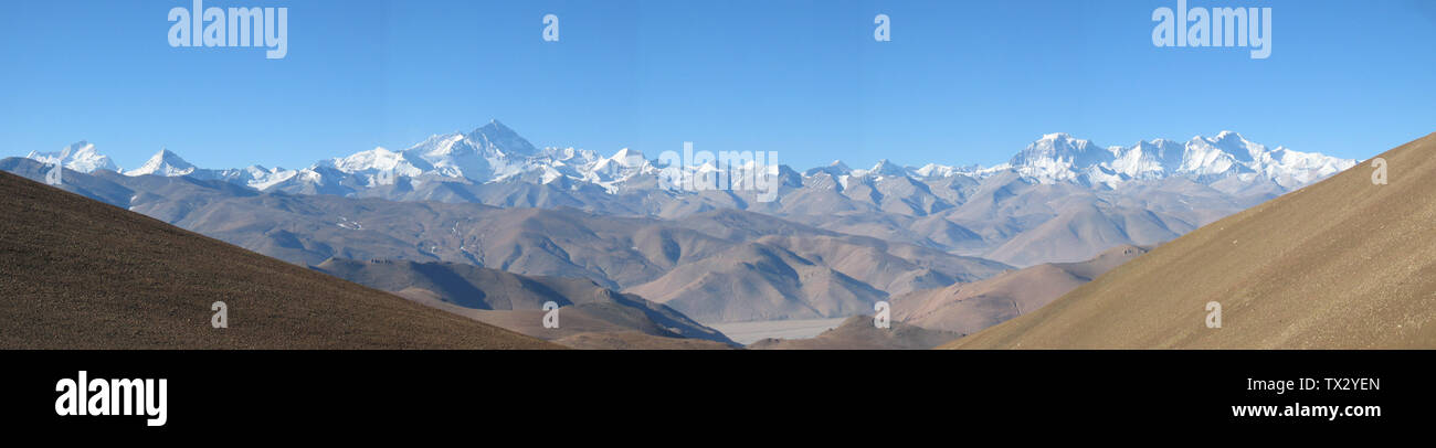 Mount everest view from tibet hi-res stock photography and images - Alamy