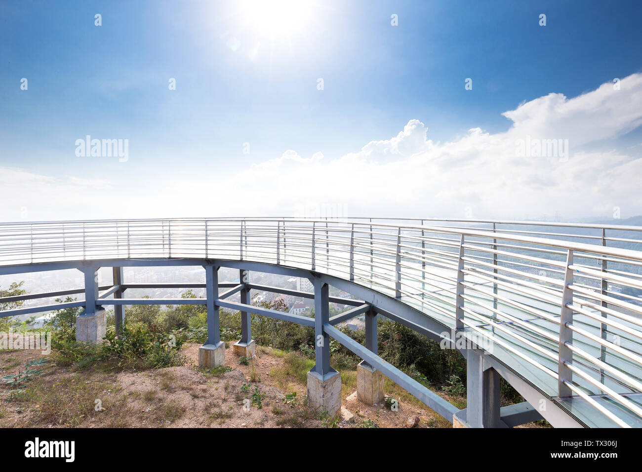 Transparent glass constructions hi-res stock photography and images - Alamy