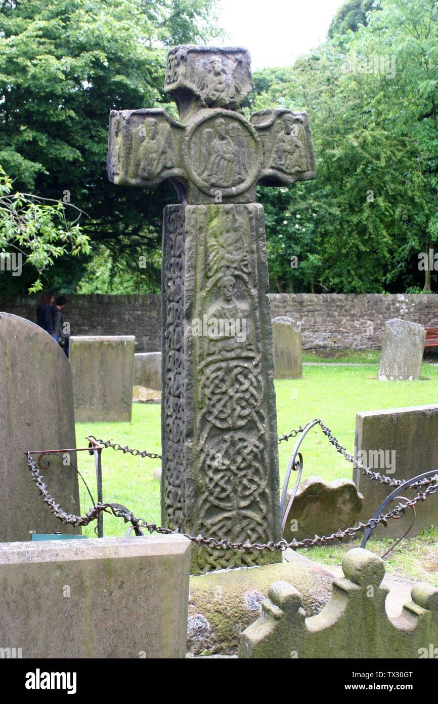 Eyam anglo saxon cross hi-res stock photography and images - Alamy