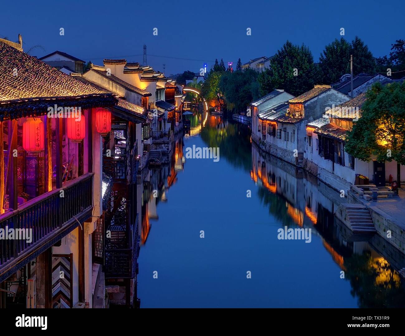 Nanfang hi-res stock photography and images - Alamy