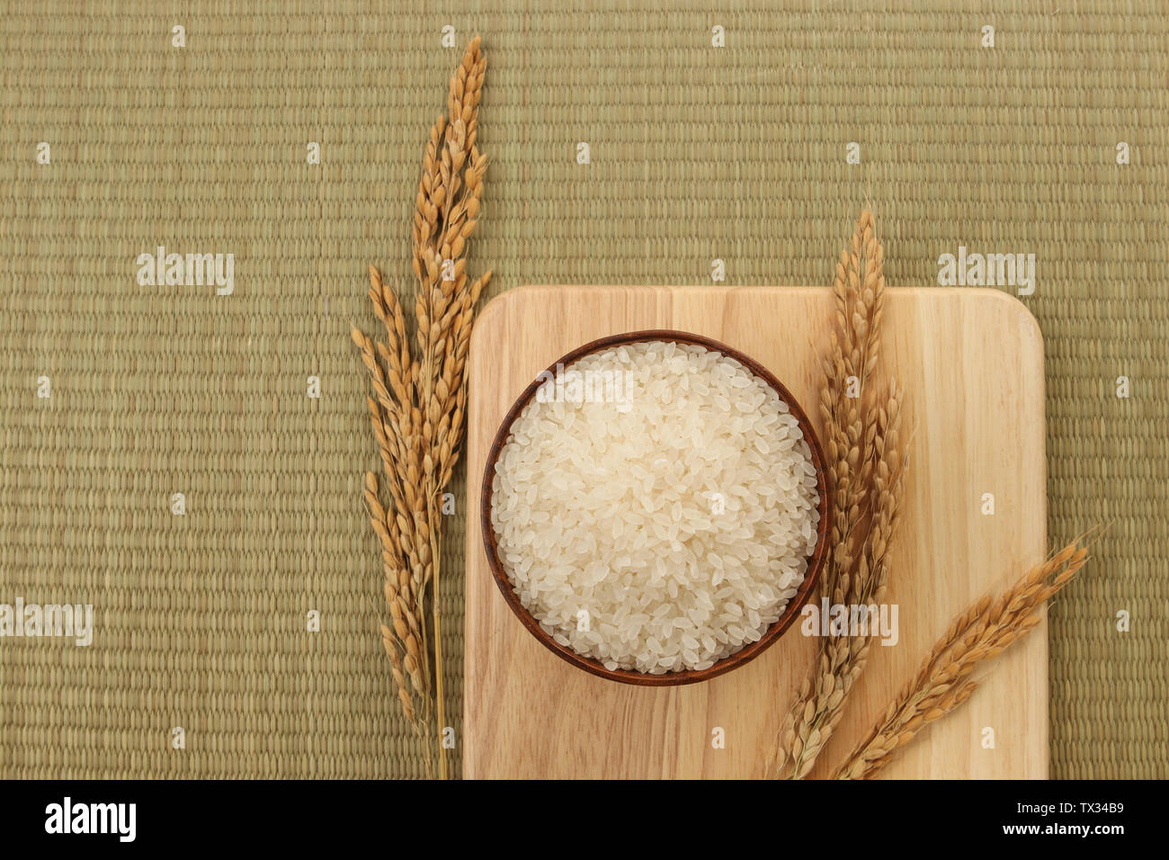 Spikes of rice hi-res stock photography and images - Alamy