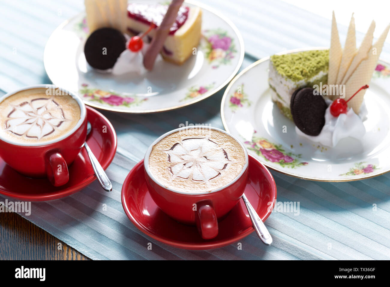 Coffee and cake Stock Photo - Alamy
