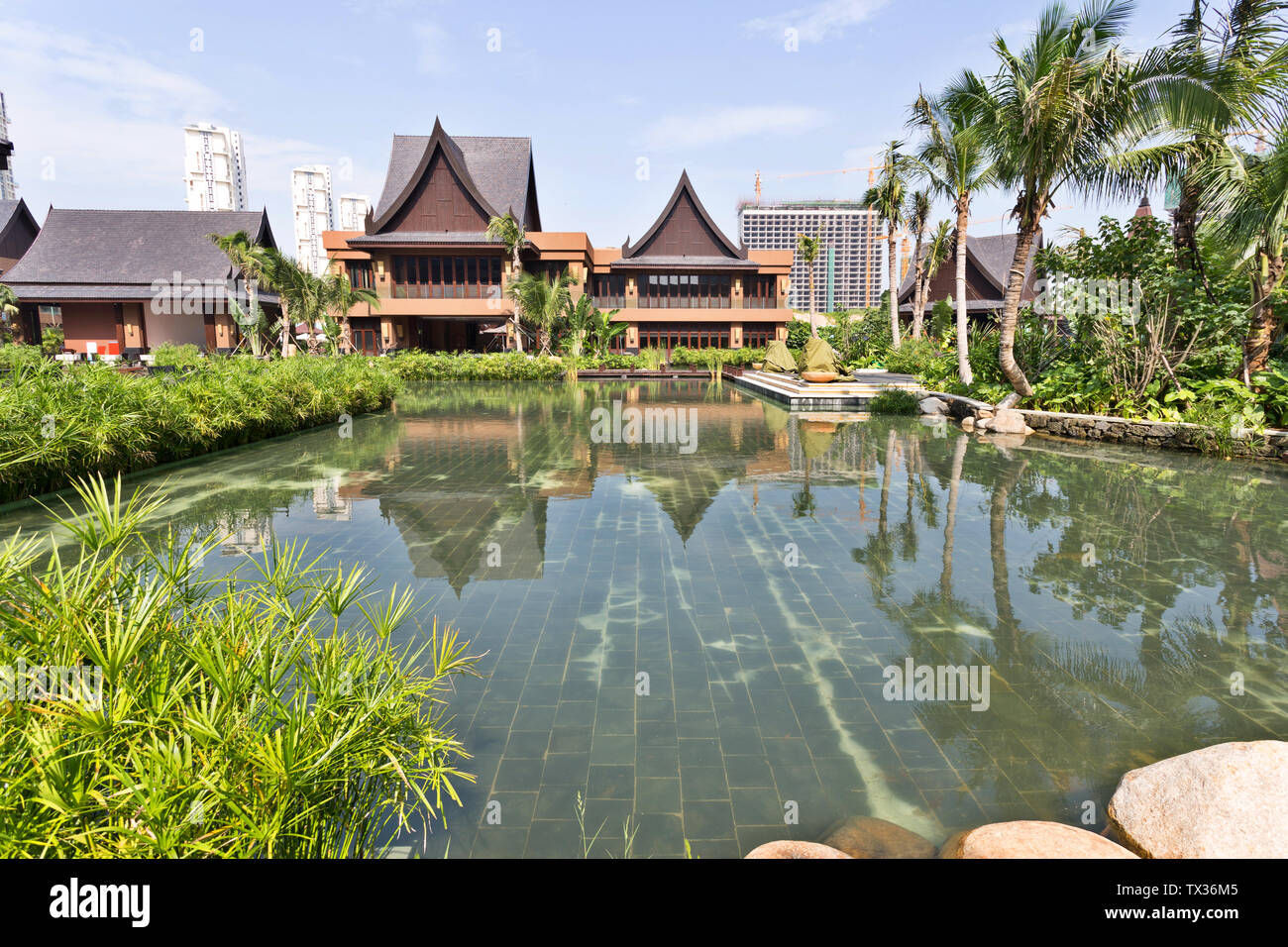 Resort building exterior Stock Photo - Alamy